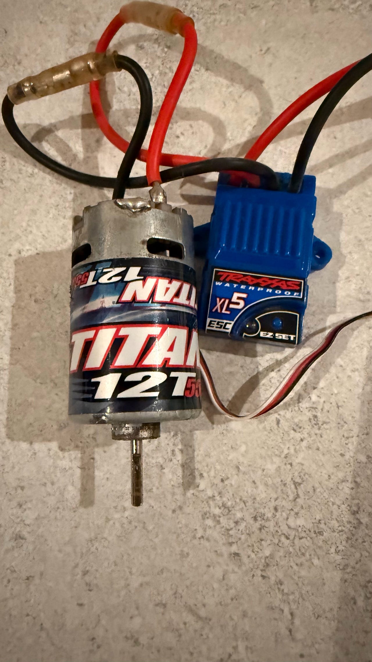 Traxxas motor Titan 12t og XL-5 ESC selges | FINN-torget
