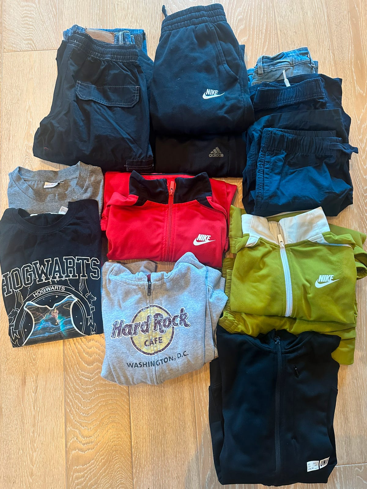 Klespakke til gutt 10-12 år. | FINN-torget