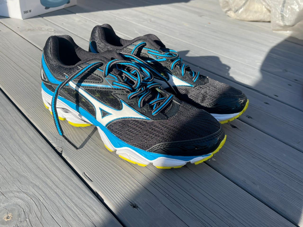 Nesten ubrukte håndball/inne sko merke Mizuno Wave | FINN-torget