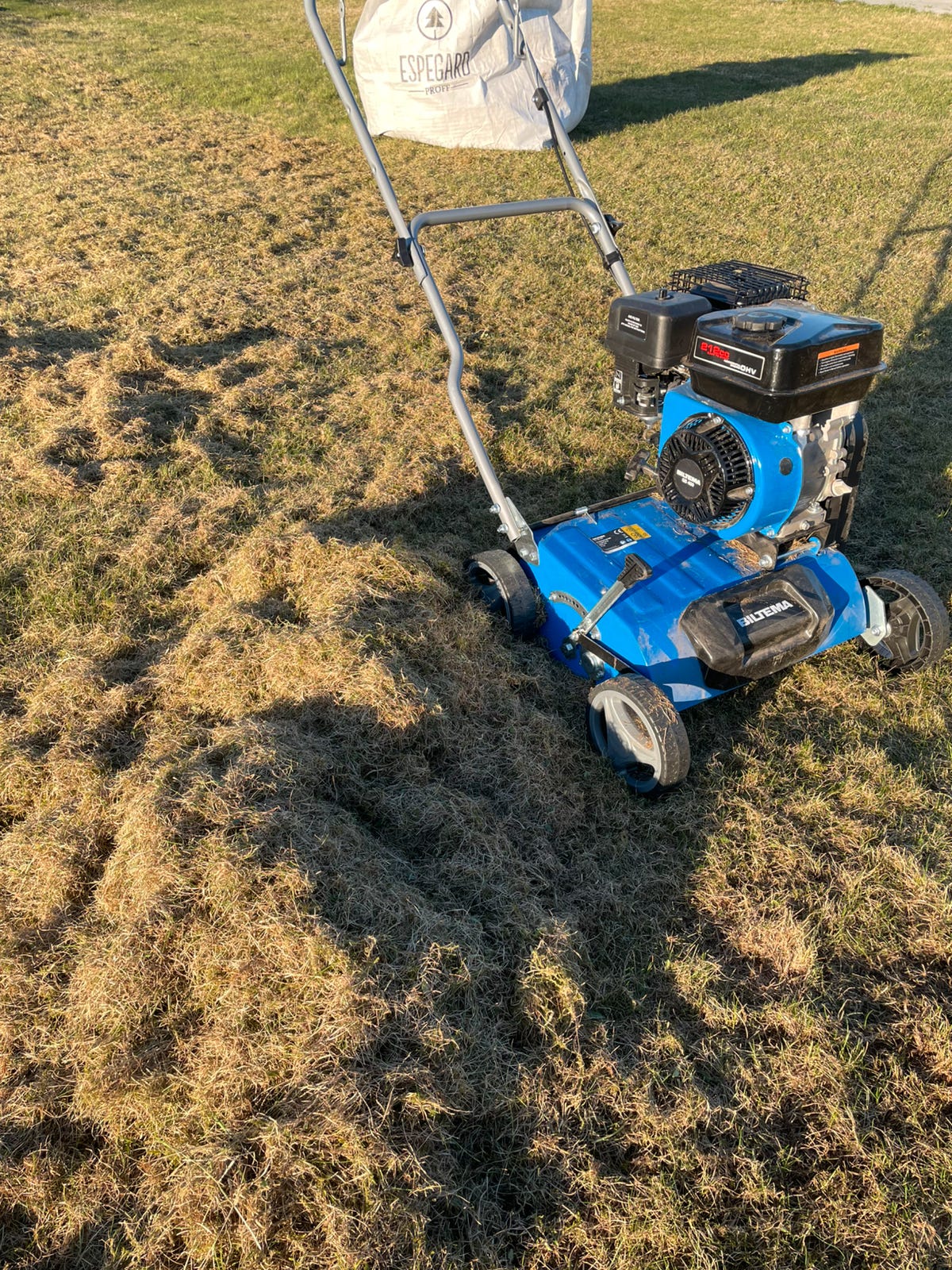 Plenlufter / Mosefjerner / Vertikalskjærer til leie | FINN-torget