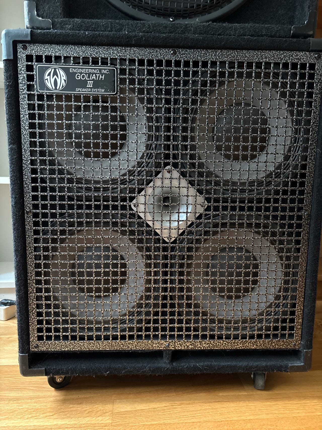 SWR Goliath III 4x10, 700W, 8 Ohm | FINN-torget