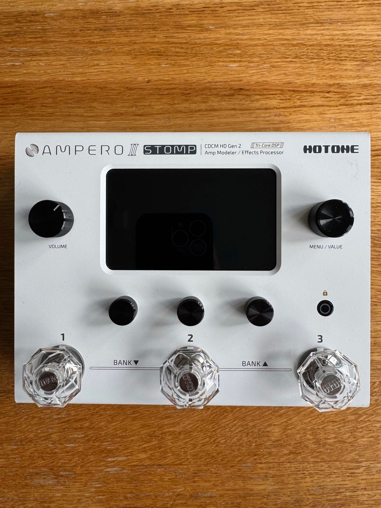 Hotone Ampero II Stomp | FINN-torget