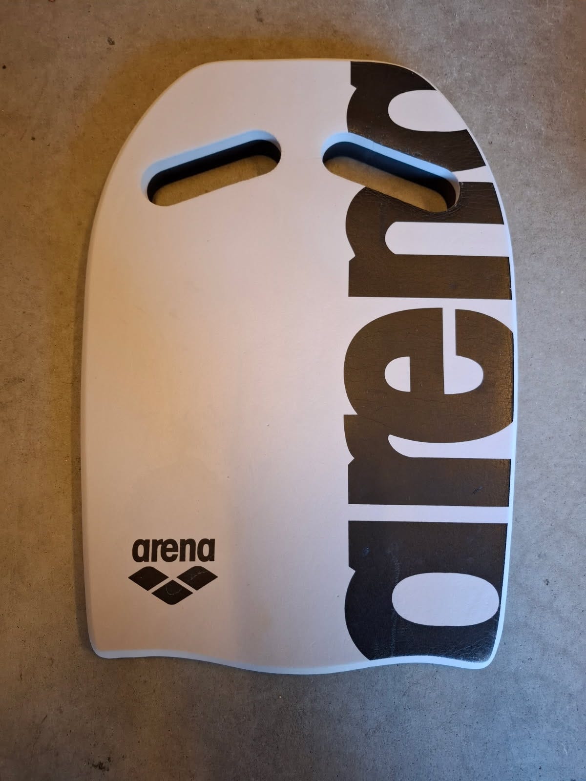 Pent brukt svømmeutstyr – Speedo, Arena, m.m. | FINN-torget