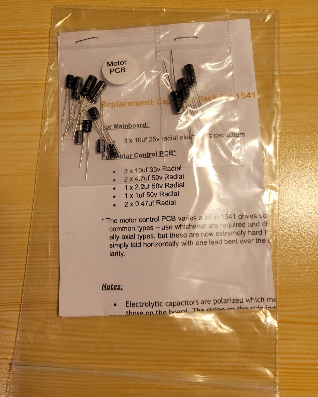 Commodore Capacitor Pack for 1541-ii disk drive | FINN-torget