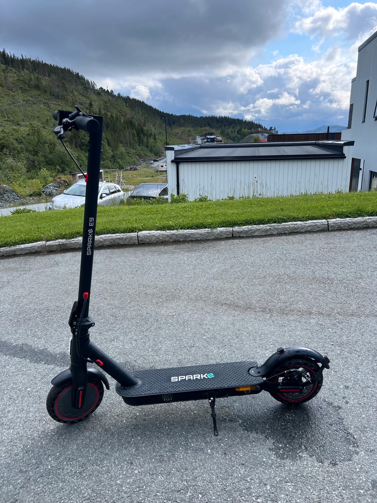 Sparke E9 | FINN-torget