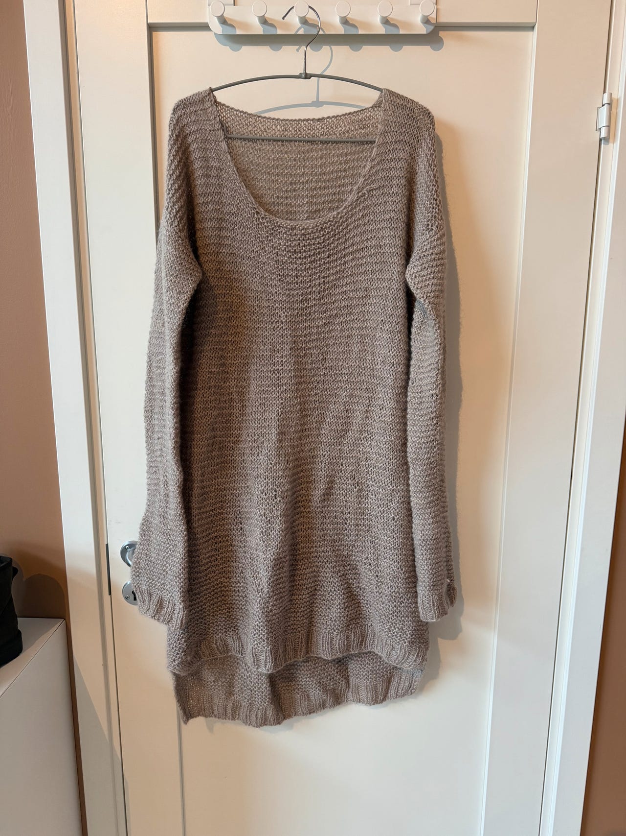 Stor hjemmestrikket Skappel genser (large oversized) | FINN-torget