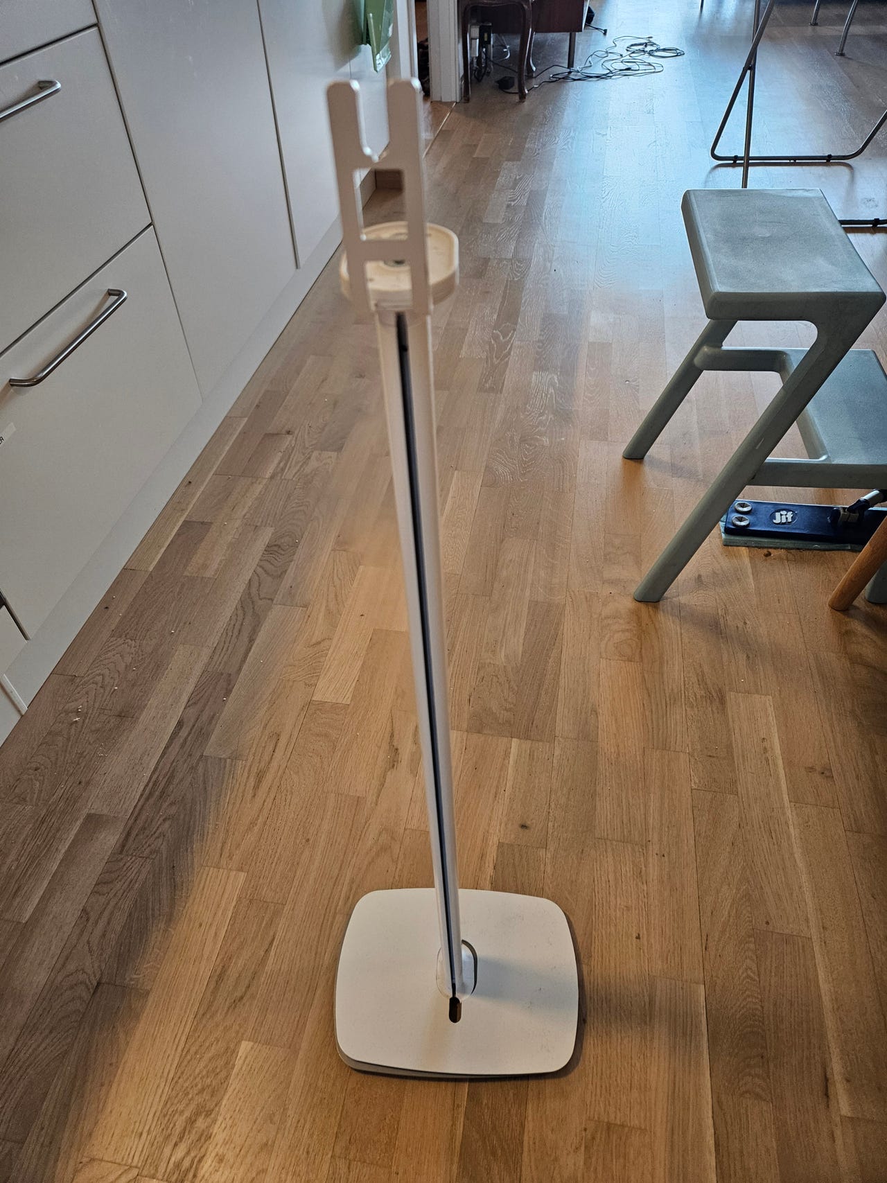 Stativ til sonos (play: 1) Flexon gulvstativ | FINN-torget