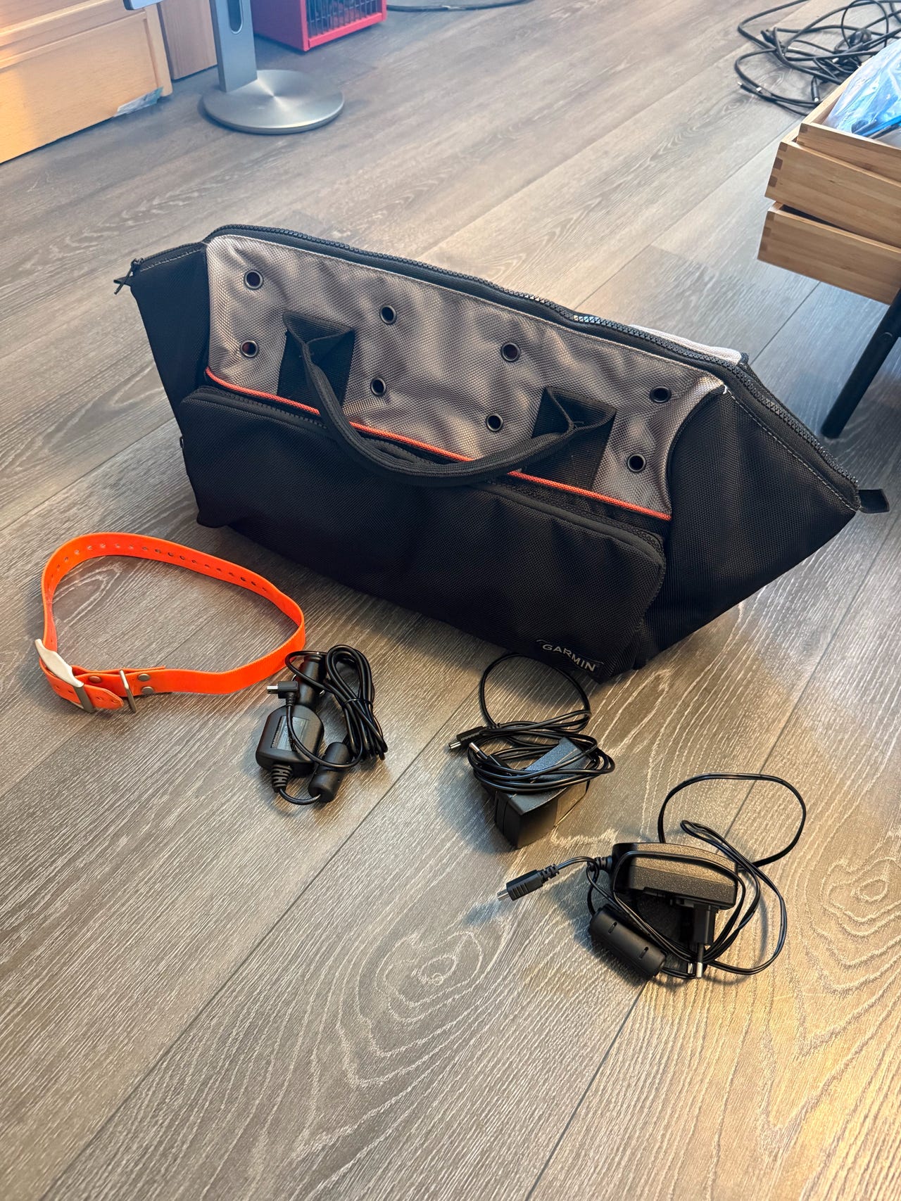 Garmin Bag - m/ ladere til Alpha 100 + ekstra halsbånd | FINN-torget