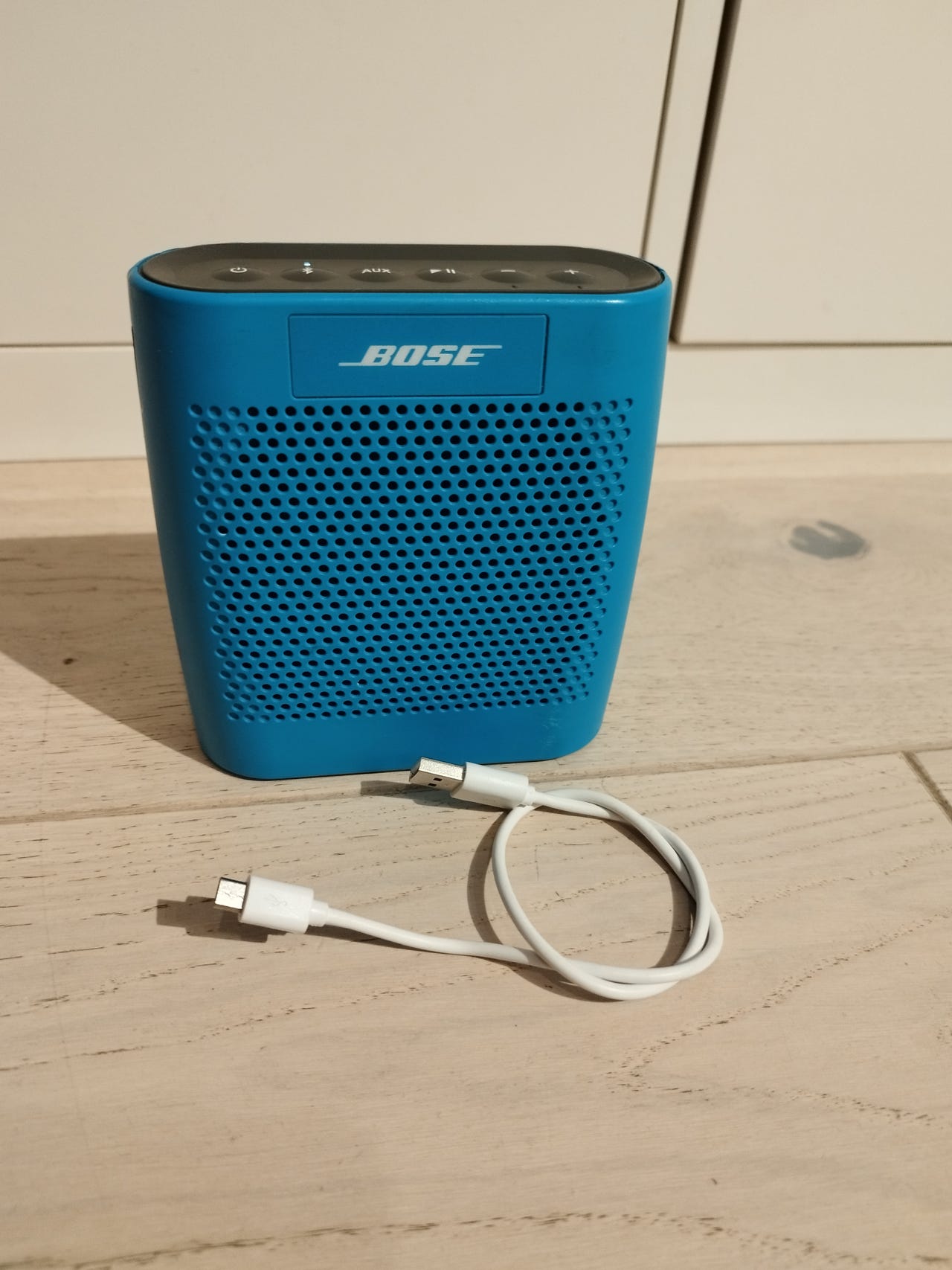 Bose SoundLink Color Bluetooth Speaker | FINN-torget