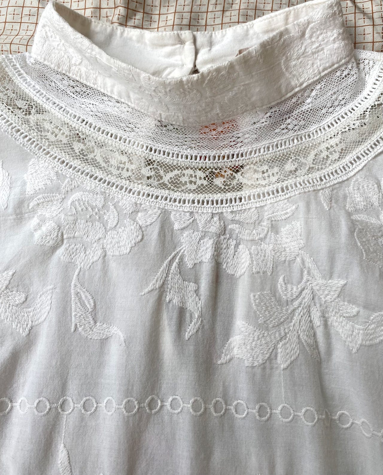 Romantisk bluse | FINN-torget