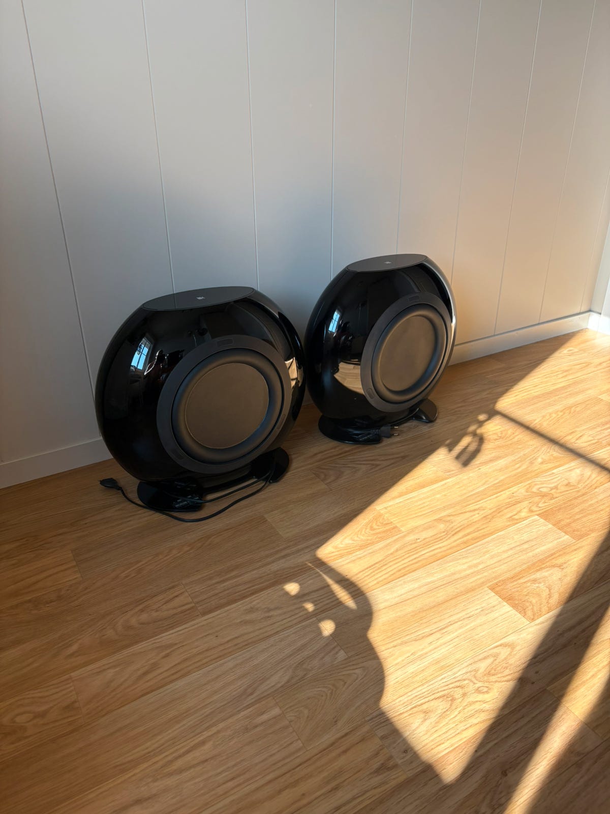 Kef HTB2 sub. | FINN-torget