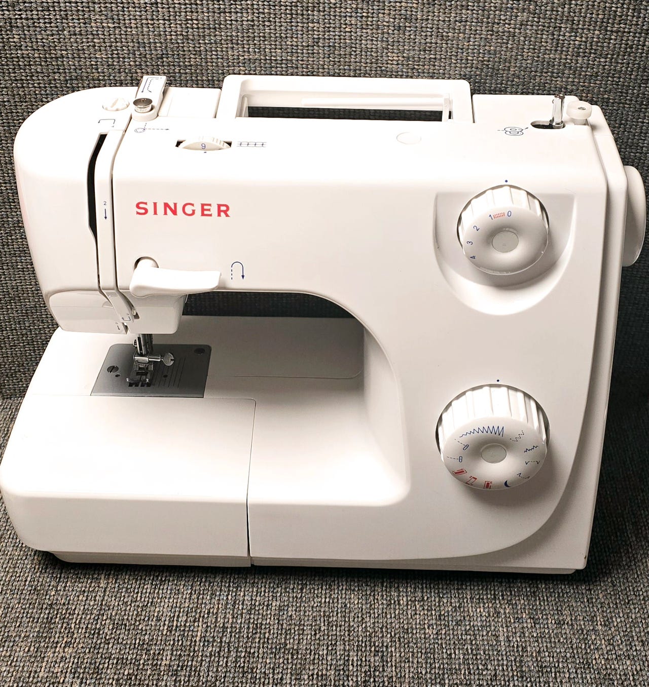 Singer 8280 Symaskin | FINN-torget