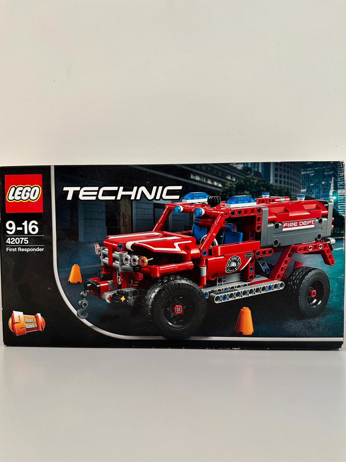 Lego Technic First Responder 42075 | FINN-torget