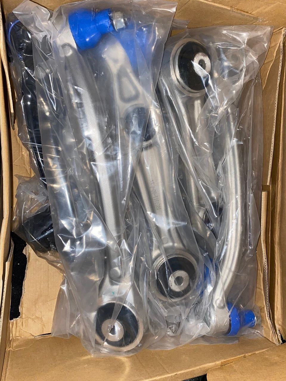 Bærearmer Tesla S/X forstilling | FINN-torget