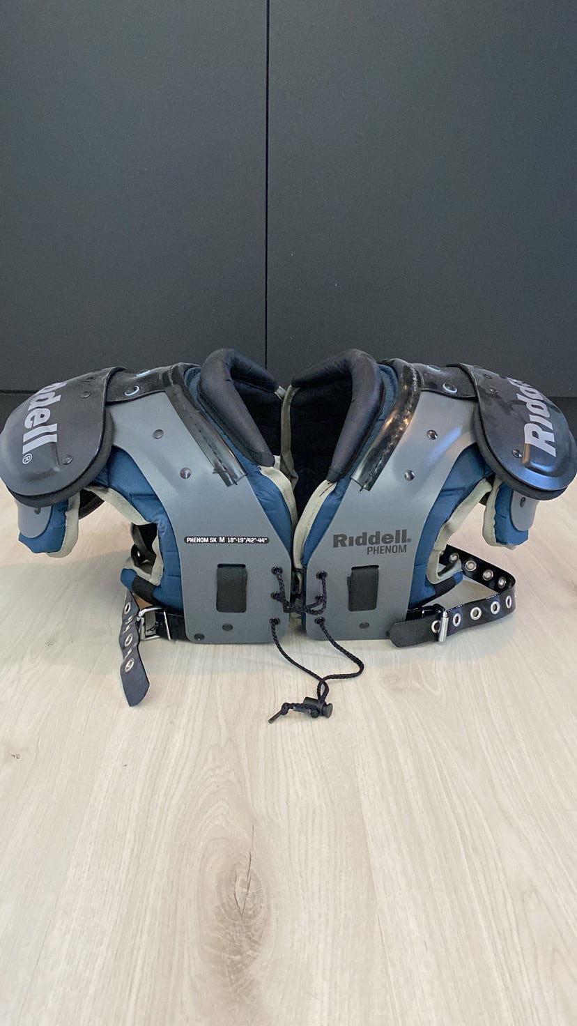 Riddell Phenom SK Størrelse M 18"-19"/42"-44" AUG-2022 | FINN-torget