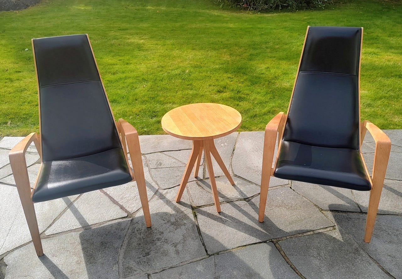 Tidløs dansk design - lenestoler med bord | FINN-torget