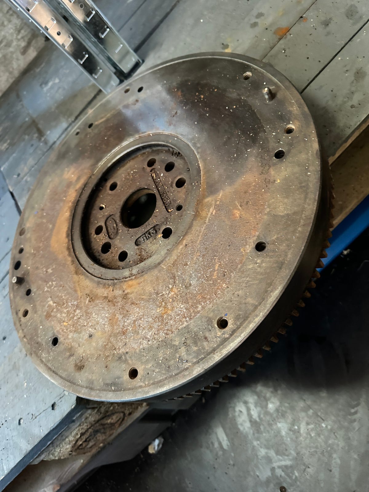 Ford 2700 flywheel | FINN-torget