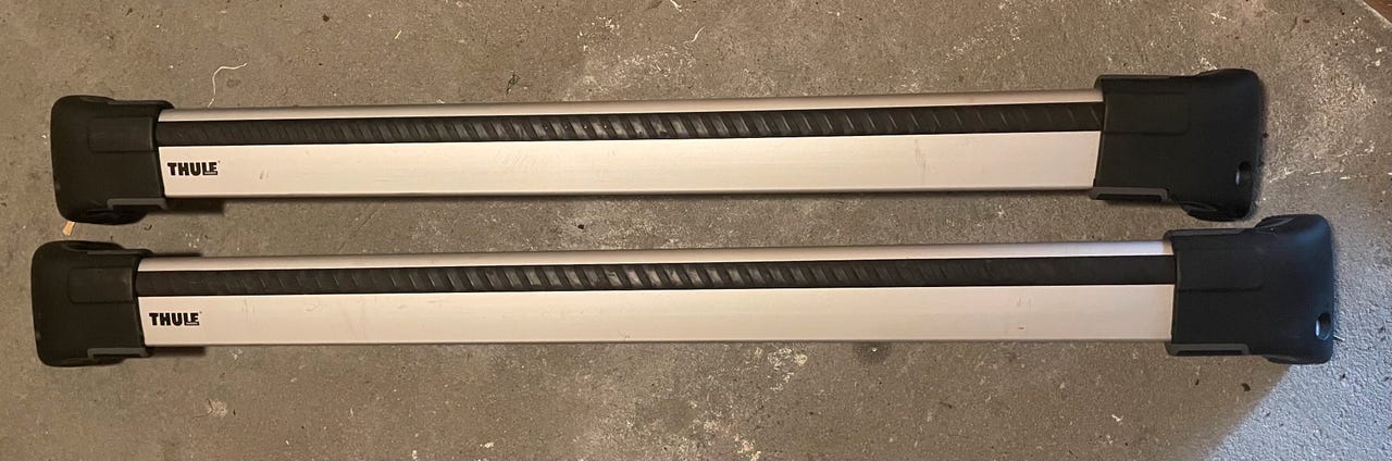 Thule WingBar Edge 9595 + Fit Kit 4009 – pent brukt takstativ | FINN-torget