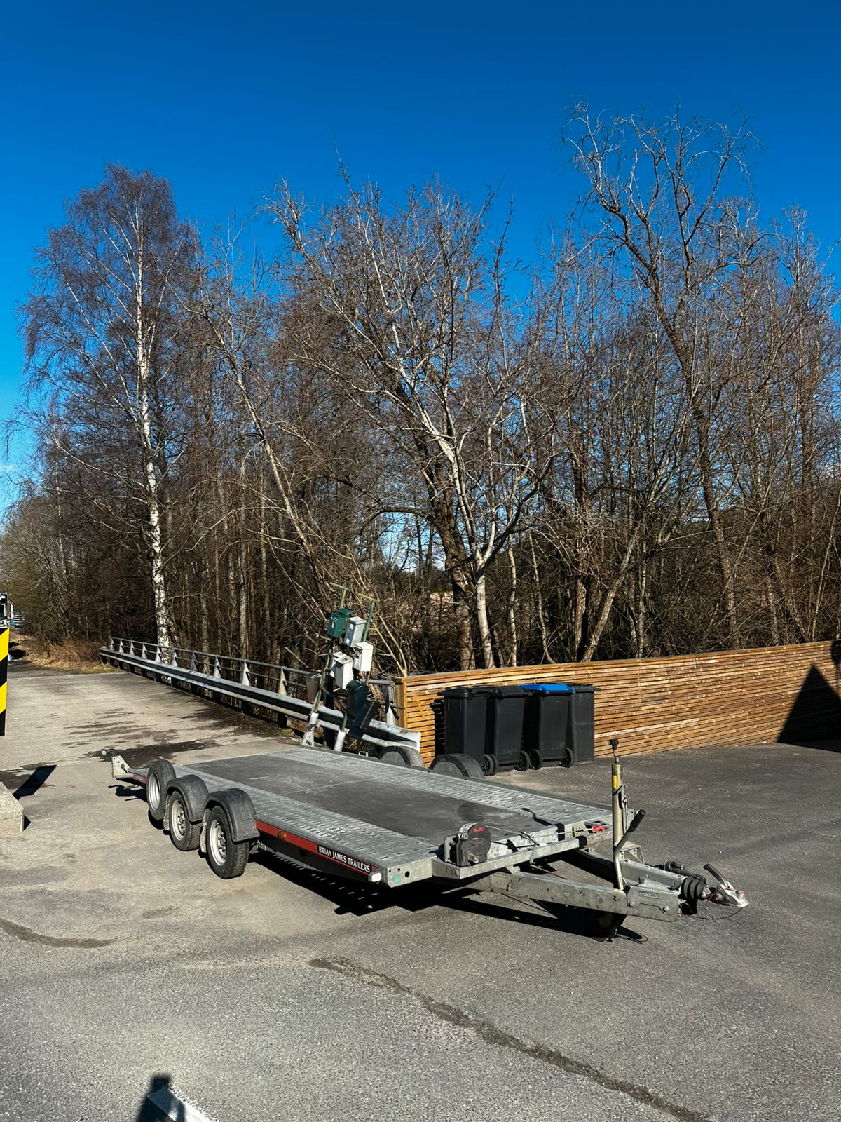 Brian James A4 2023mod Bilhenger | FINN-torget