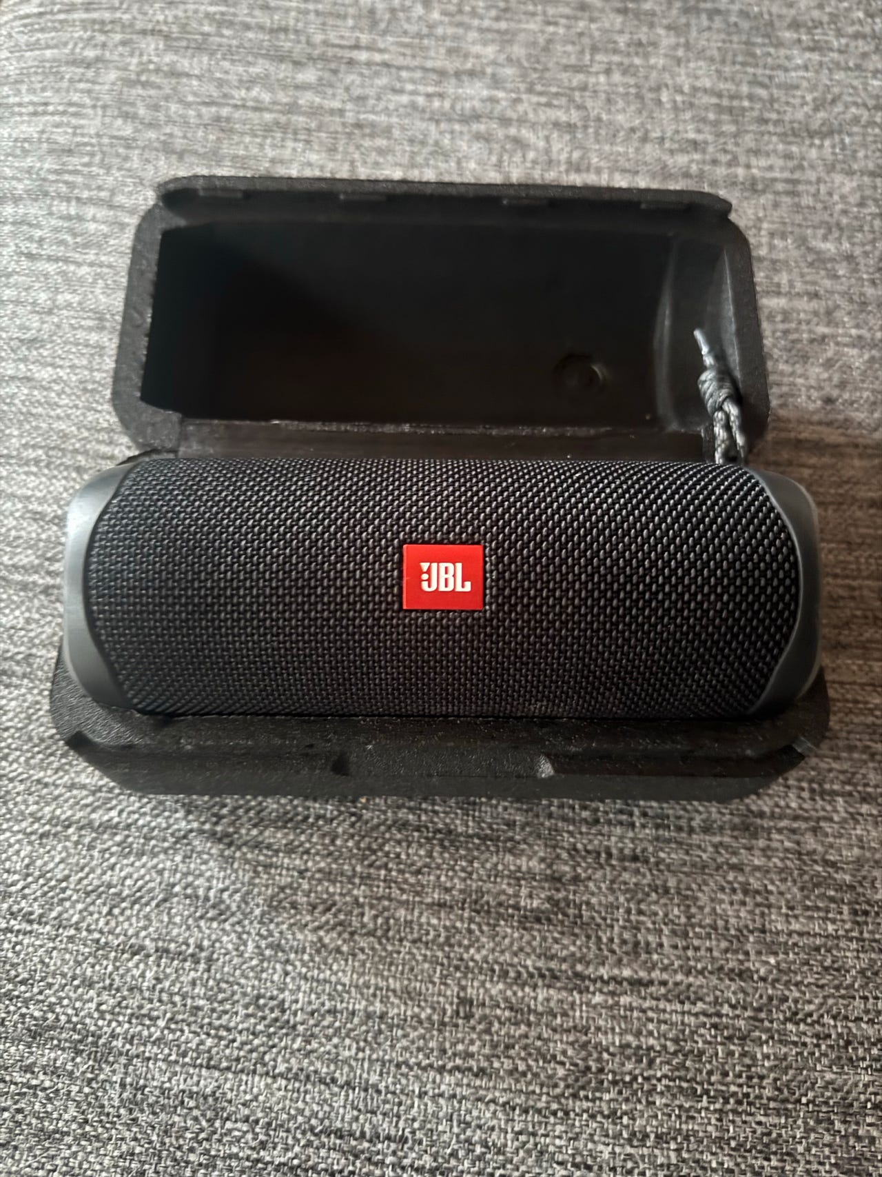 JBL Flip 5 Bluetooth-høyttaler – god lyd! | FINN-torget