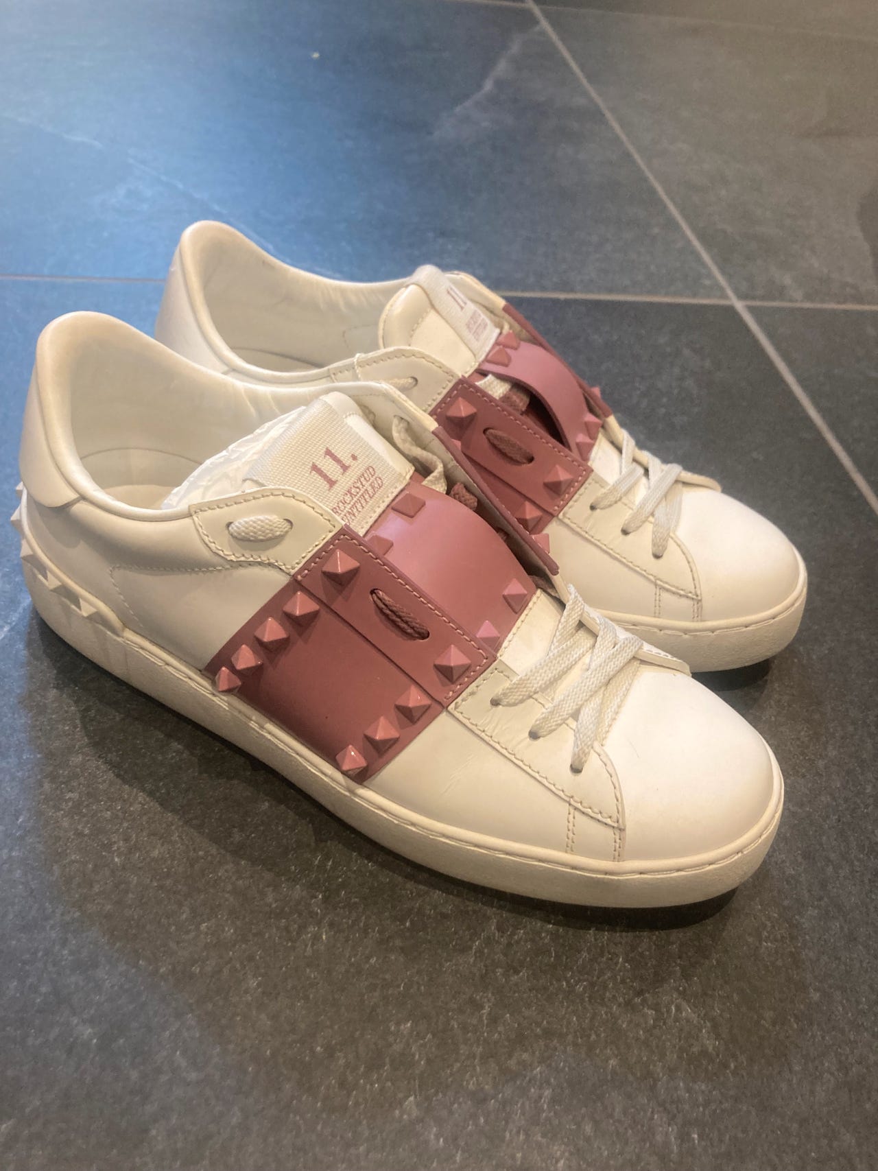 Valentino Garavani Rockstud Untitled 11 str 39 | FINN-torget