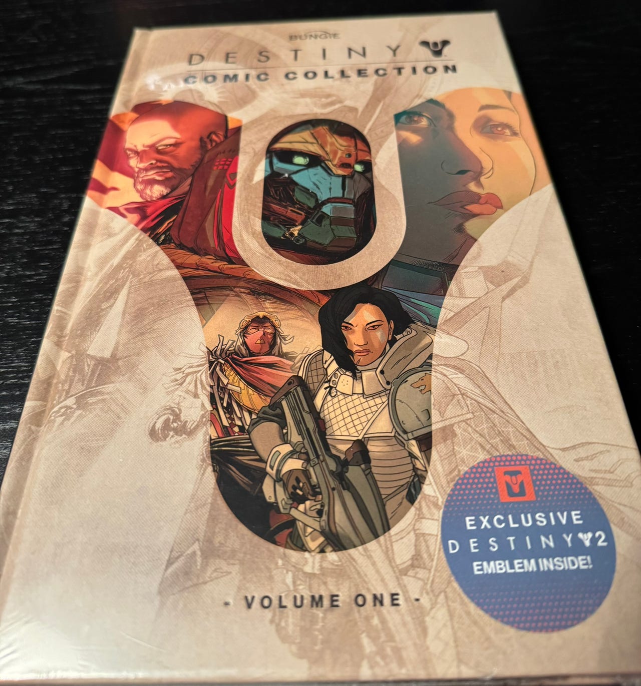 Destiny Comic Collection Volume One | FINN-torget