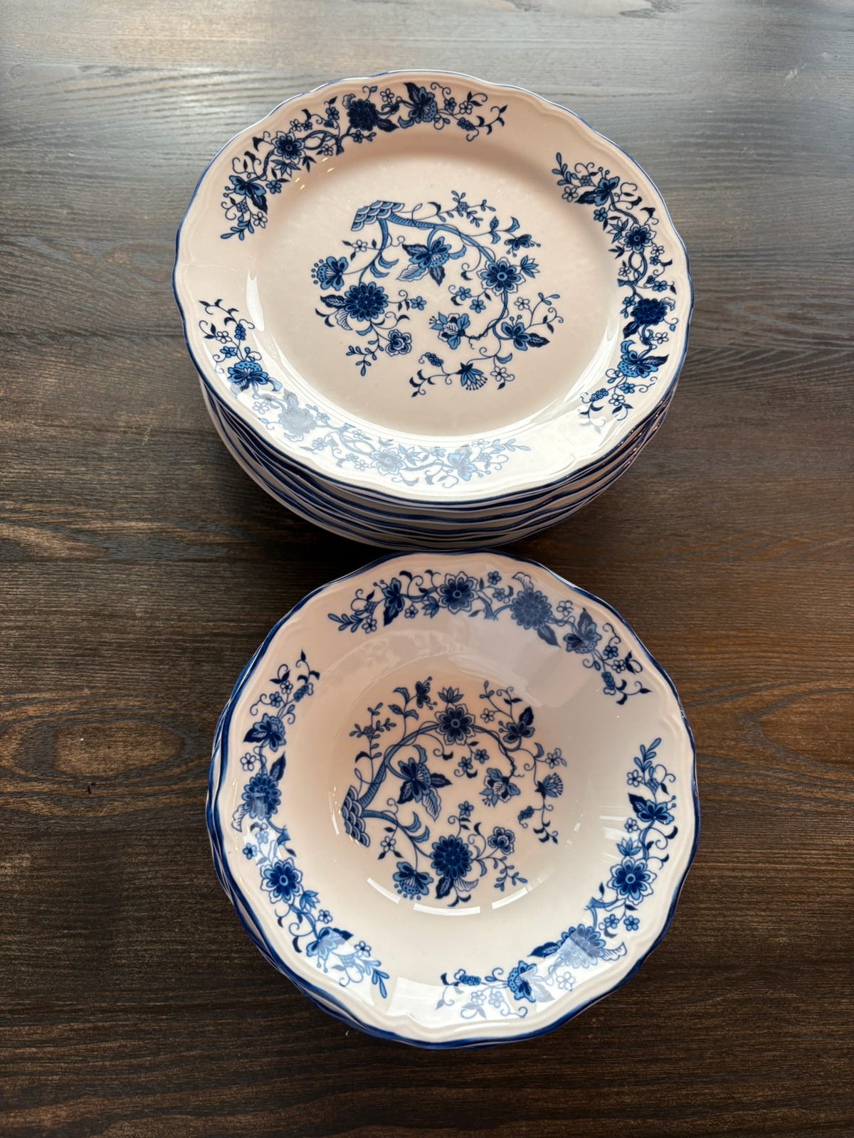 Servise med asjett og skåler | FINN-torget