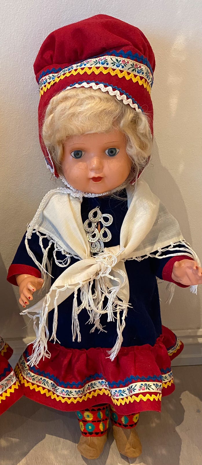 Norsk Dukke; Nora med samedrakt | FINN-torget