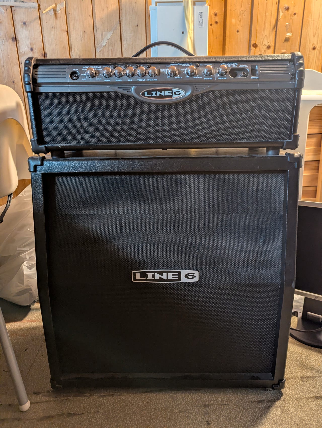 Line 6 Spider II Stereo Amplifier 150 Watt m/ 4x12 kabinett | FINN-torget