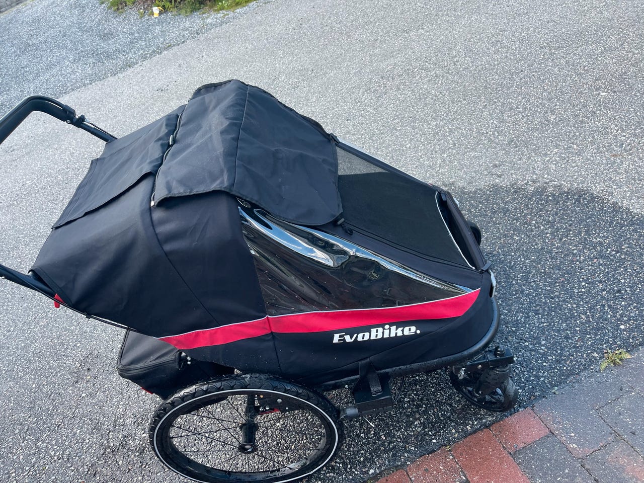 Traveller, sykkelvogn med trillevognhjul, to barn | FINN-torget