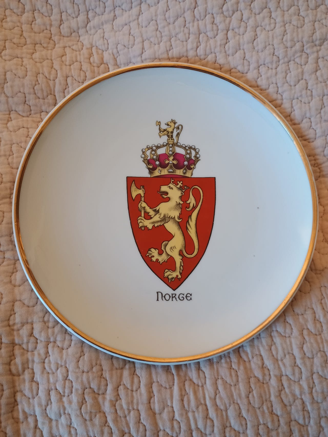 Porsgrund veggplatte med norsk riksvåpen | FINN-torget