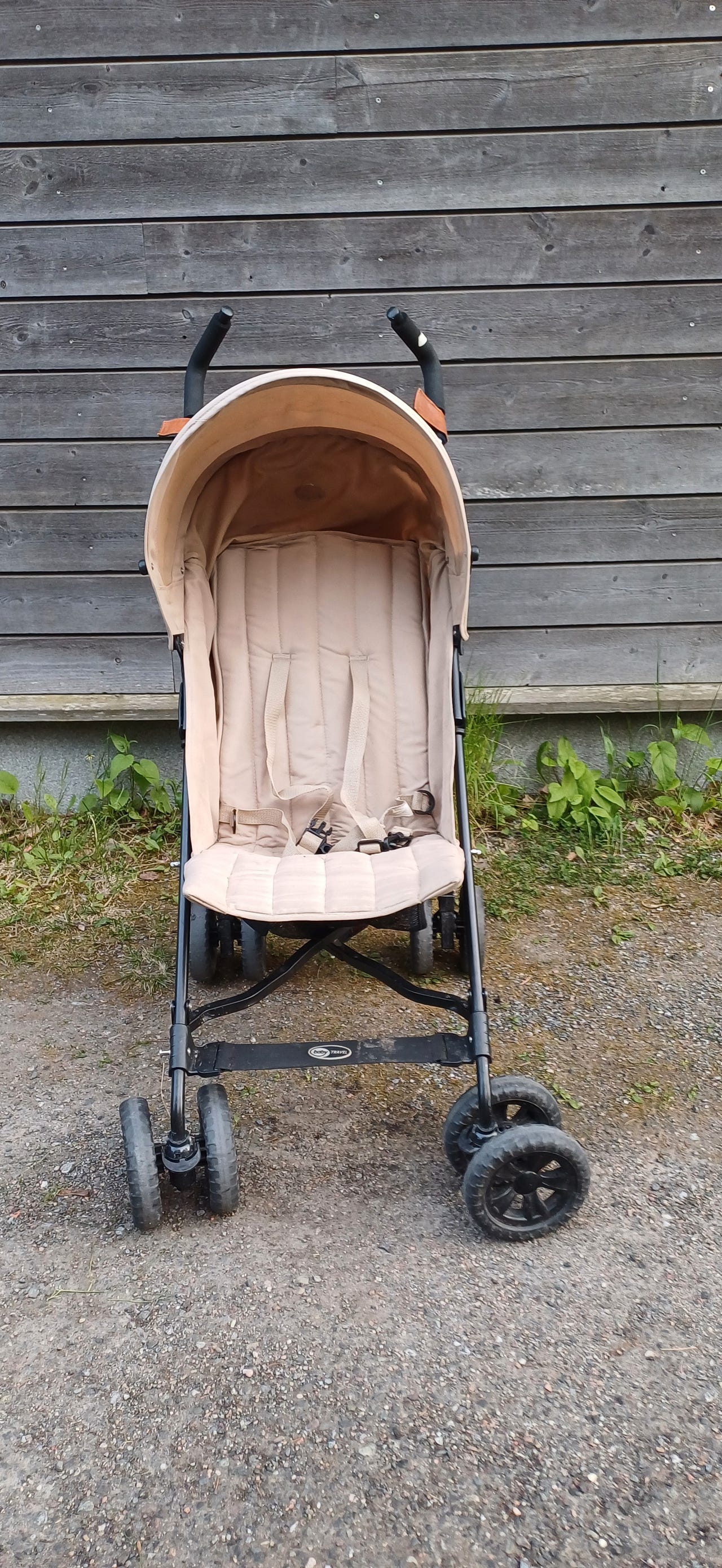 Veldig god reisevogn, enkelt å ta sammen og ta med i flyet | FINN-torget