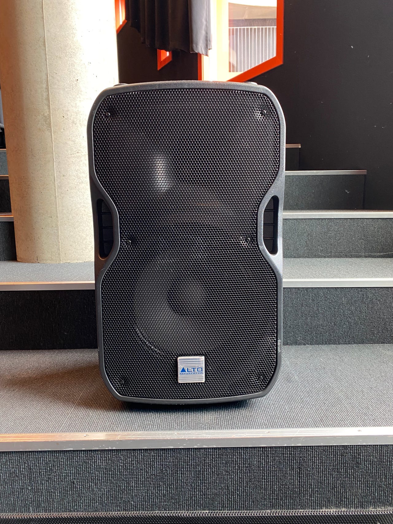 Alto TS112A Truesonic – aktiv høyttaler selges | FINN-torget