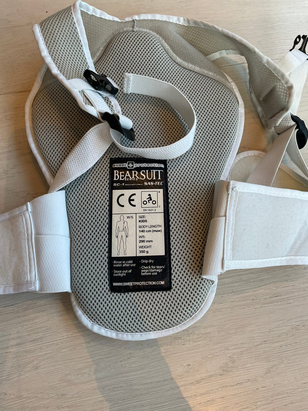 Rygg beskytter barn | FINN-torget