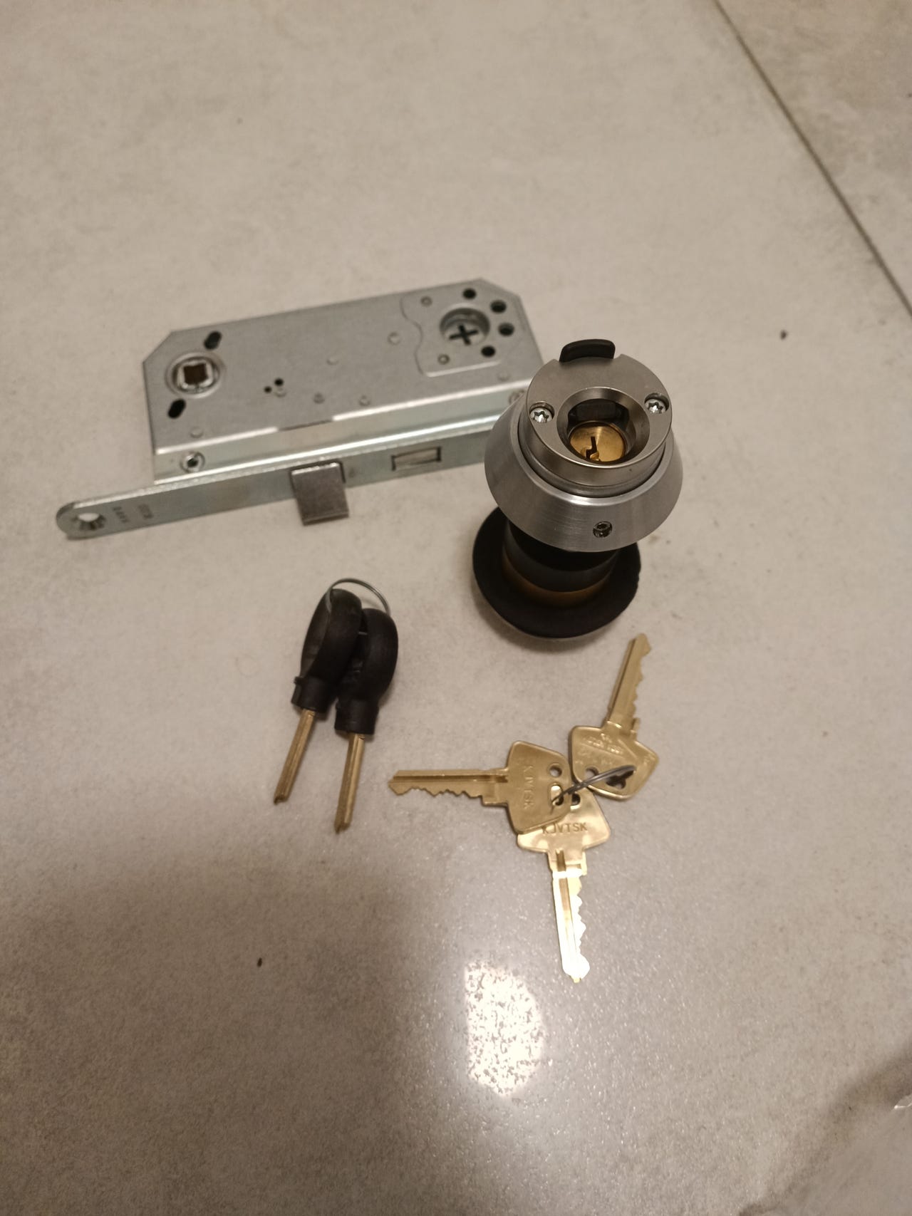 ASSA ABLOY Modular 8765 Låsesett Sølv | FINN-torget