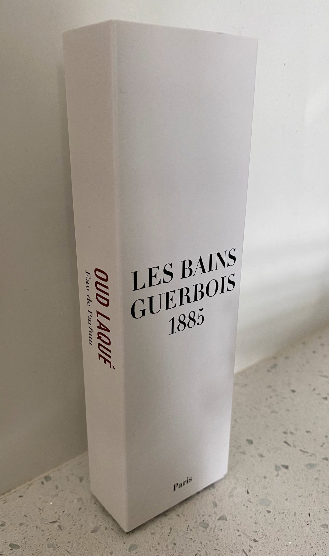 Les Bains Guerbois Oud Laque 10ml | FINN-torget