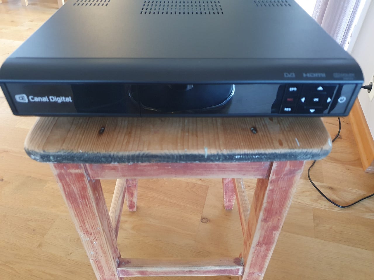 Satellittmottaker / opptaker og Parabolantenne. | FINN-torget