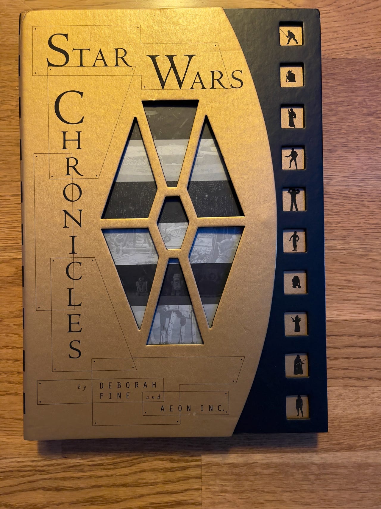 Star Wars Chronicles , by Deborah Fine | FINN-torget
