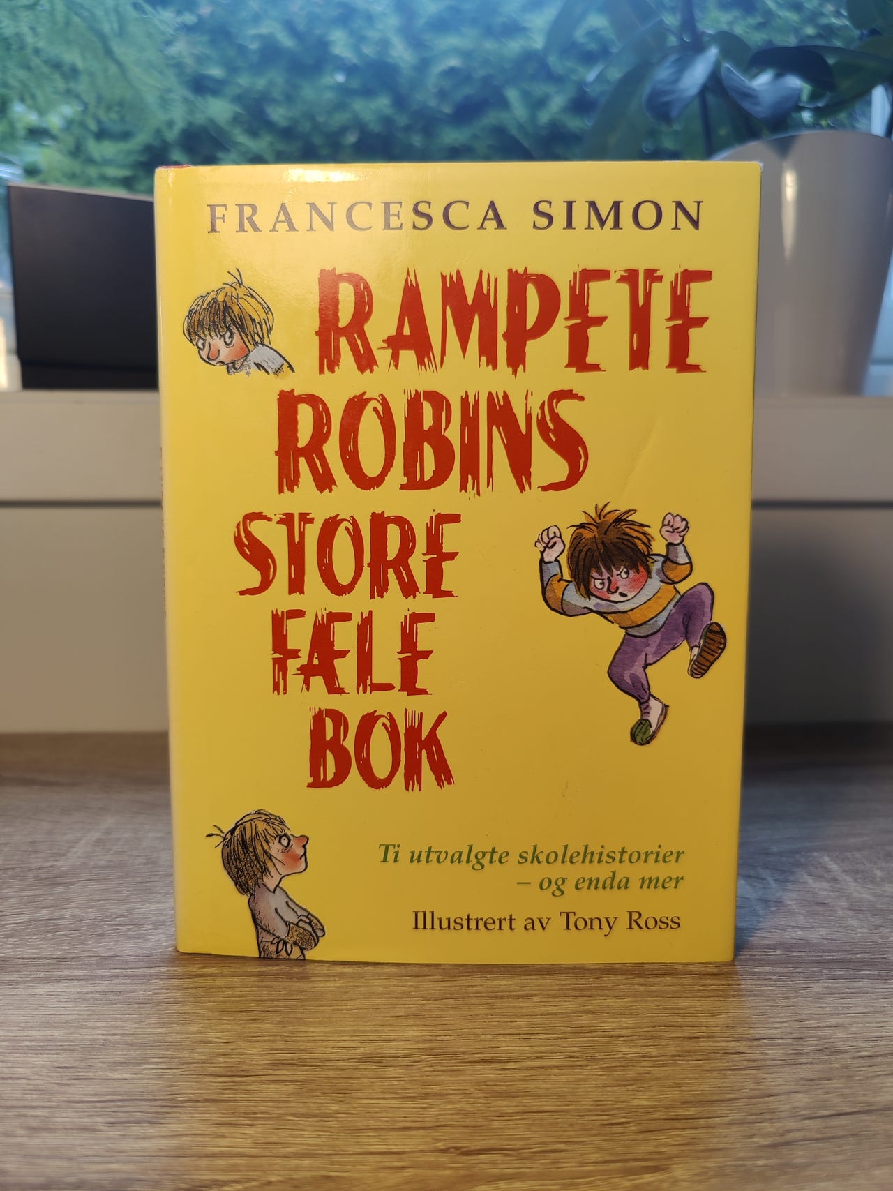 Rampete Robins store fæle bok, Francesca Simon | FINN-torget