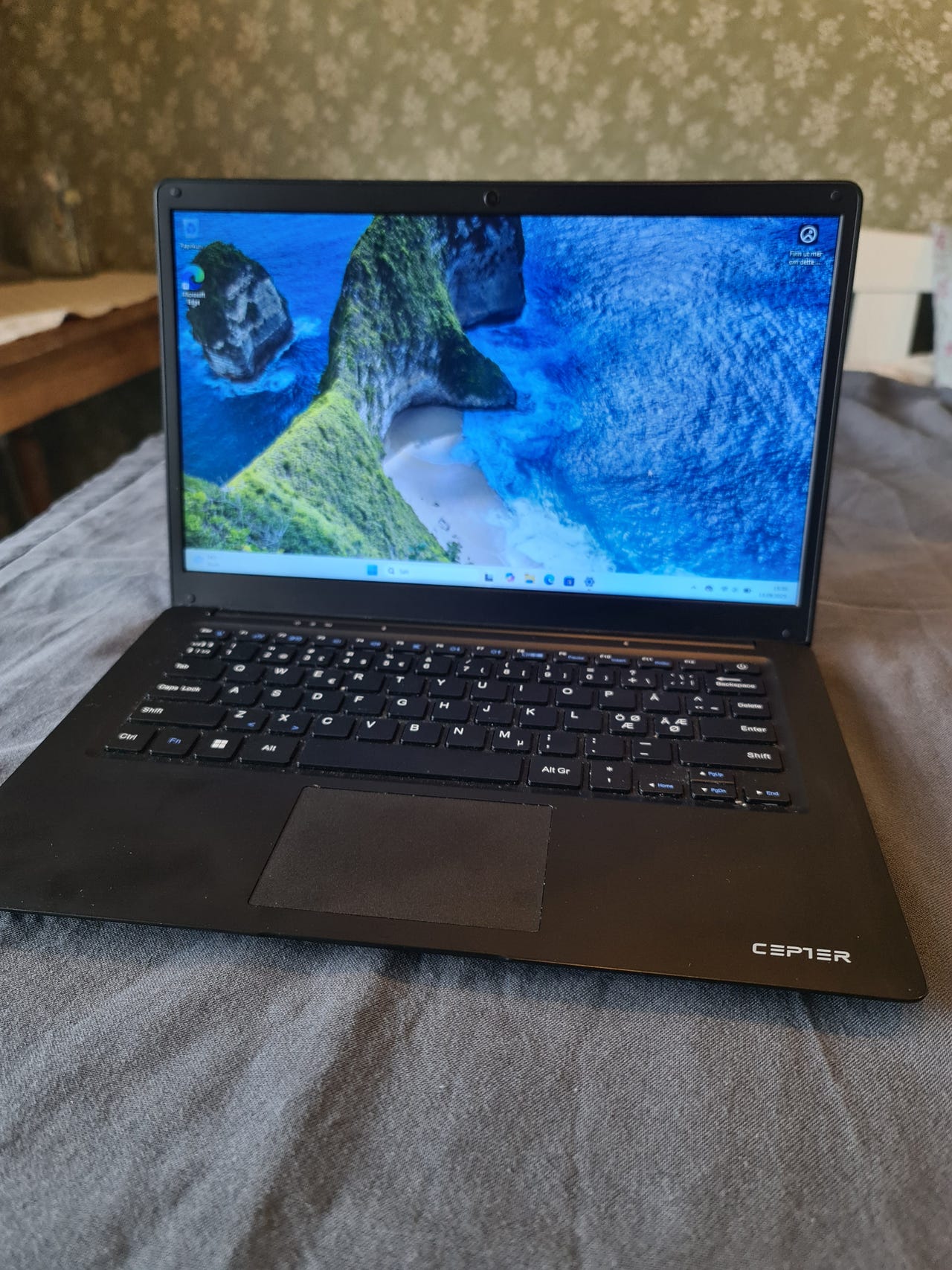 Bærbar pc 128 gb ssd 4 gb ram Windows 11 | FINN-torget