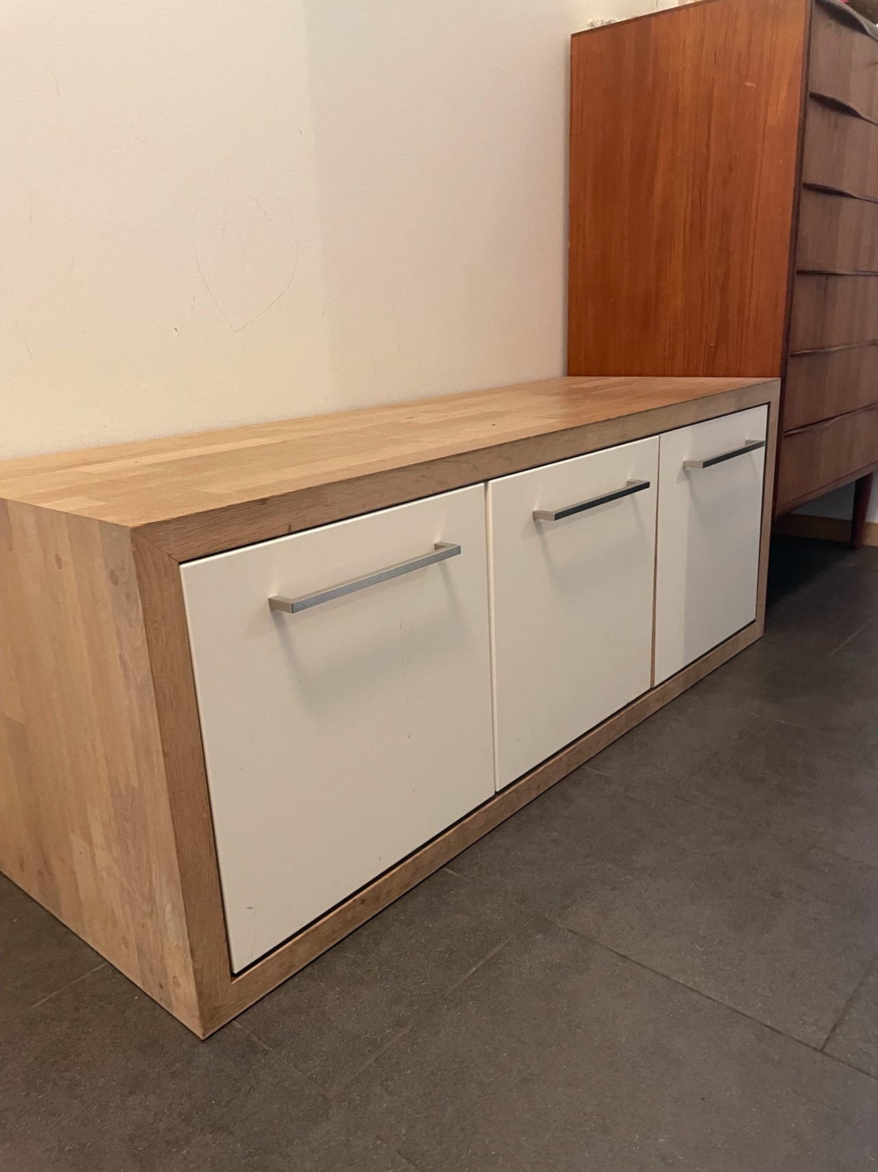 Entrébenk med skuffer | FINN-torget