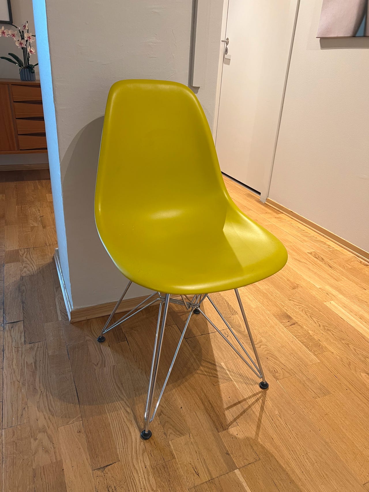 Vitra Eames DSR limegrønn | FINN-torget