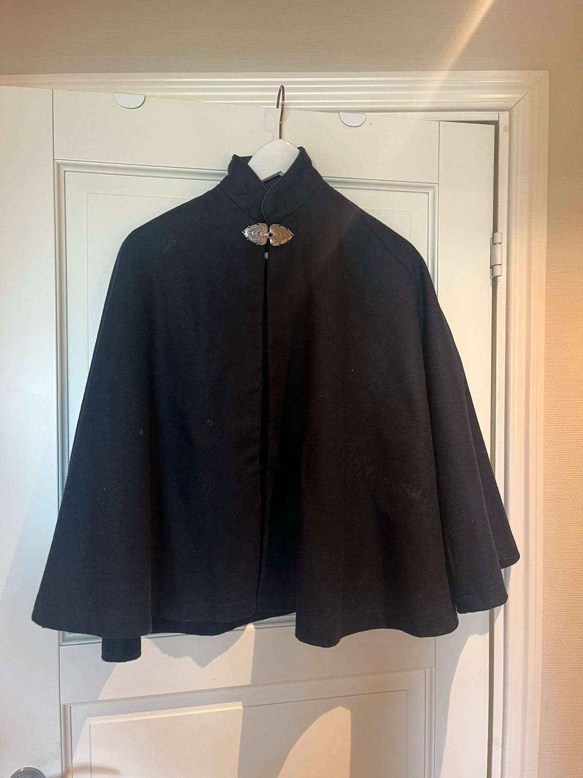 Maxemilia cape str 12 år | FINN-torget