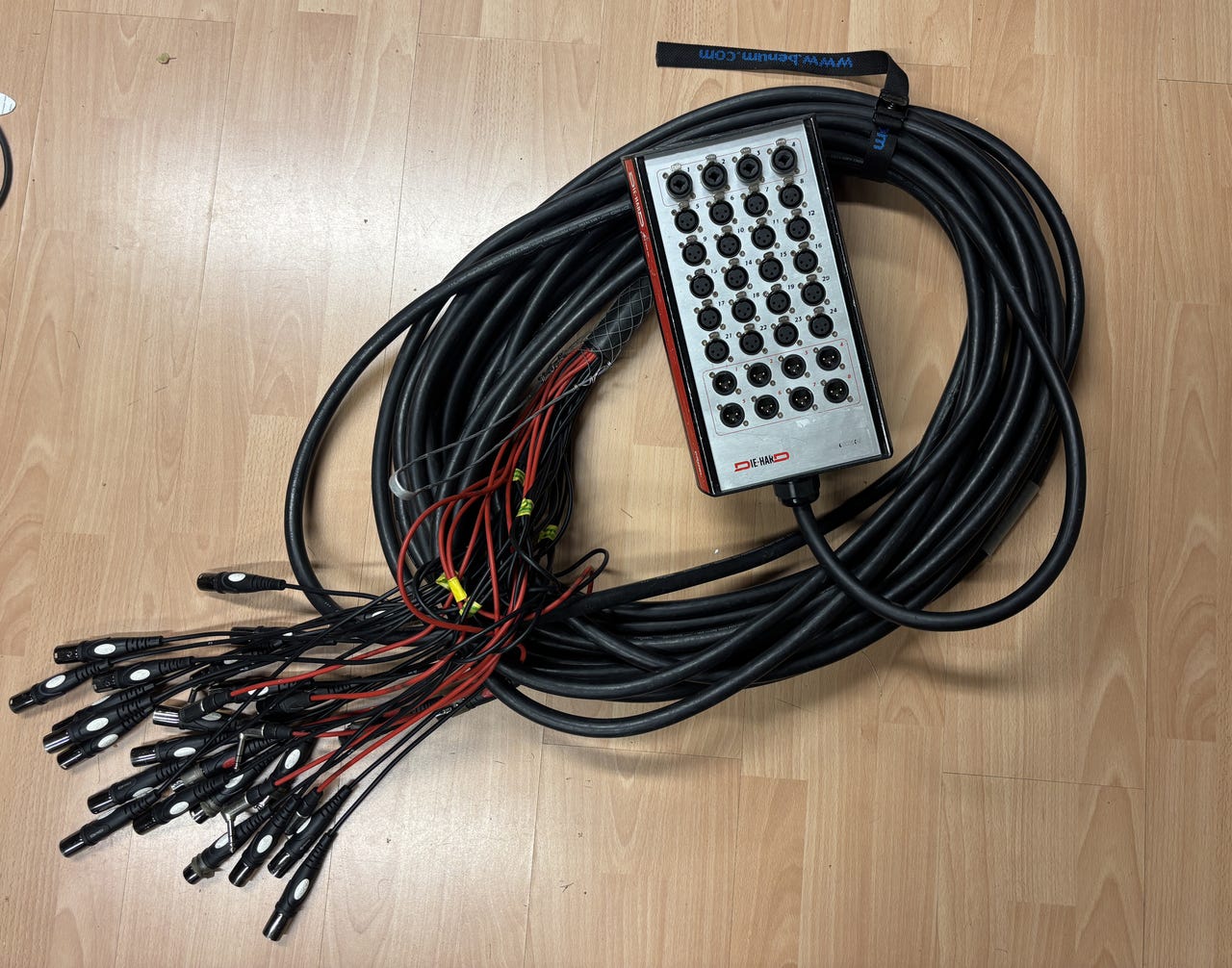 Multikabel 24/8 . ca. 25m. | FINN-torget