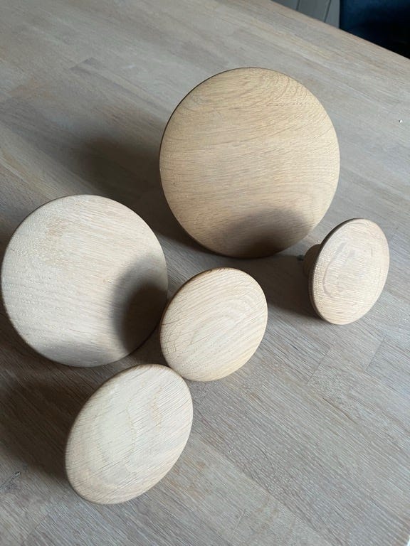 Muuto dots knagger | FINN-torget