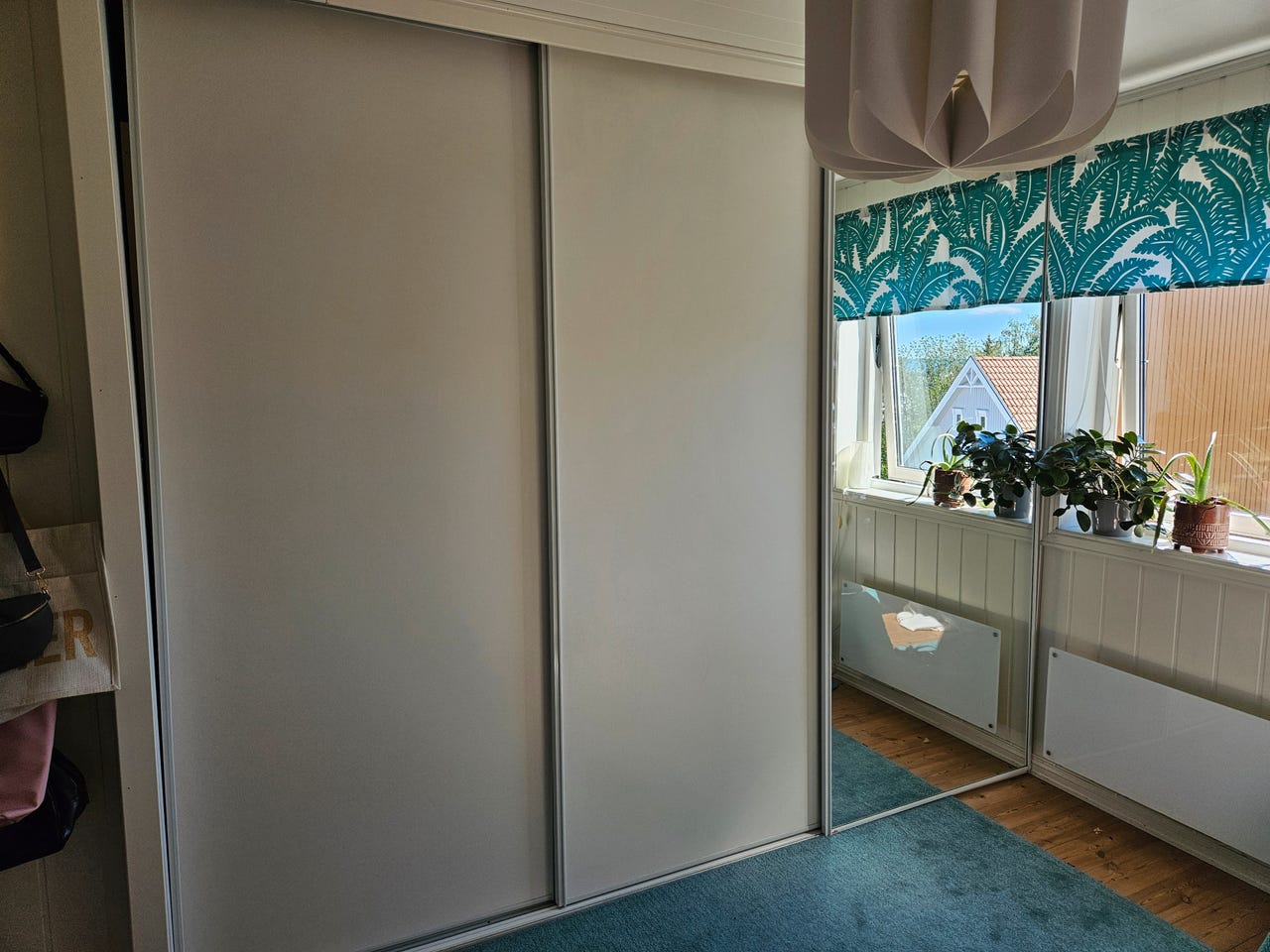 Skyvedører fra Elfa | FINN-torget