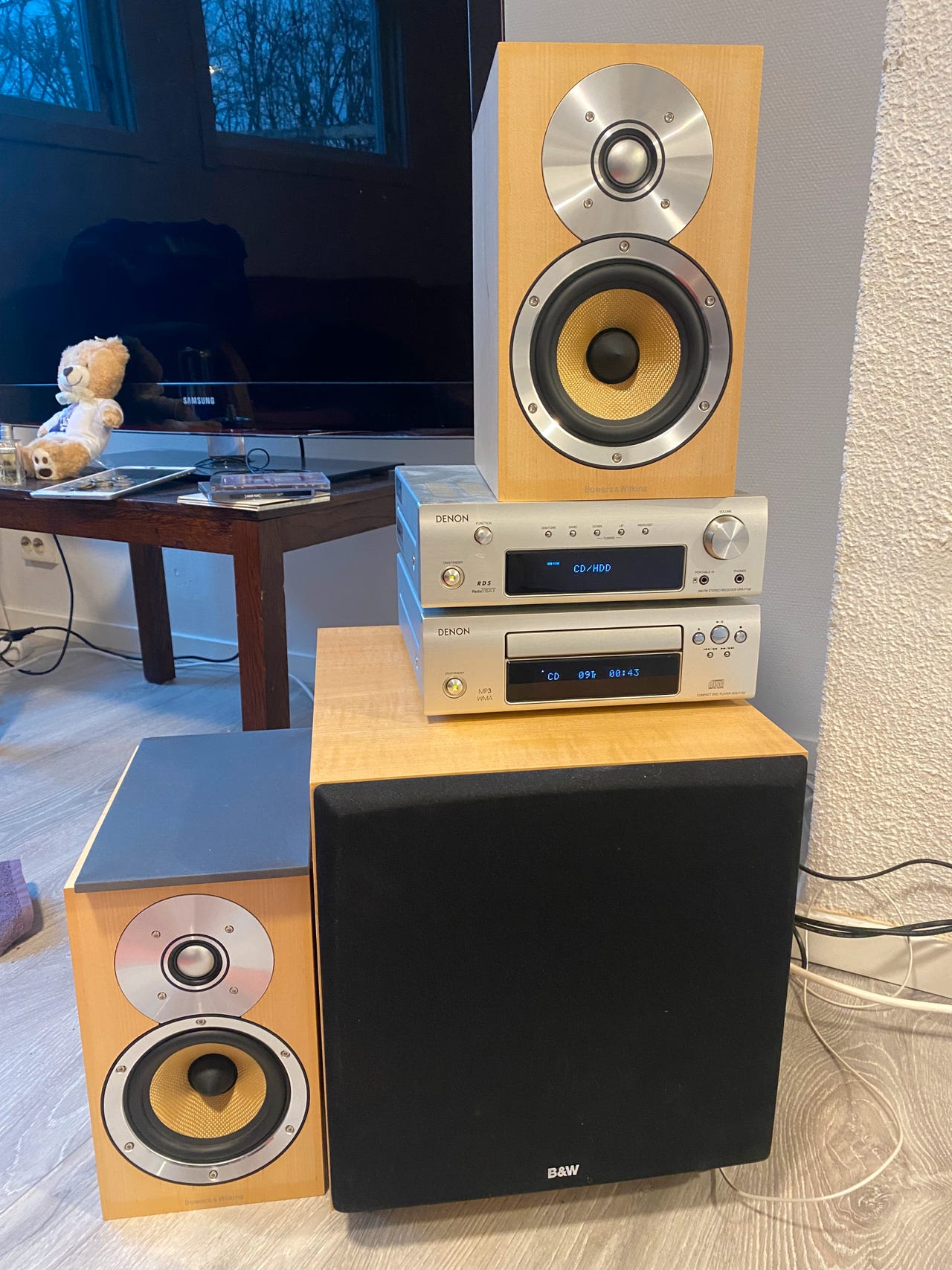 Bowers & Wilkins CM1 , B&W ASW300, Denon DCD-F102 , Denon DRA-F102 ...