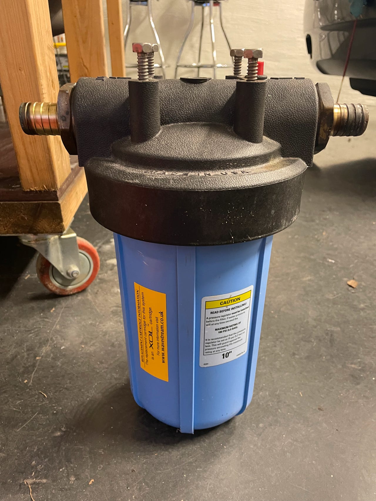 Wavestream filter hus (stor ca 8 liter) rense dørkvann før pumpes i sjø ...