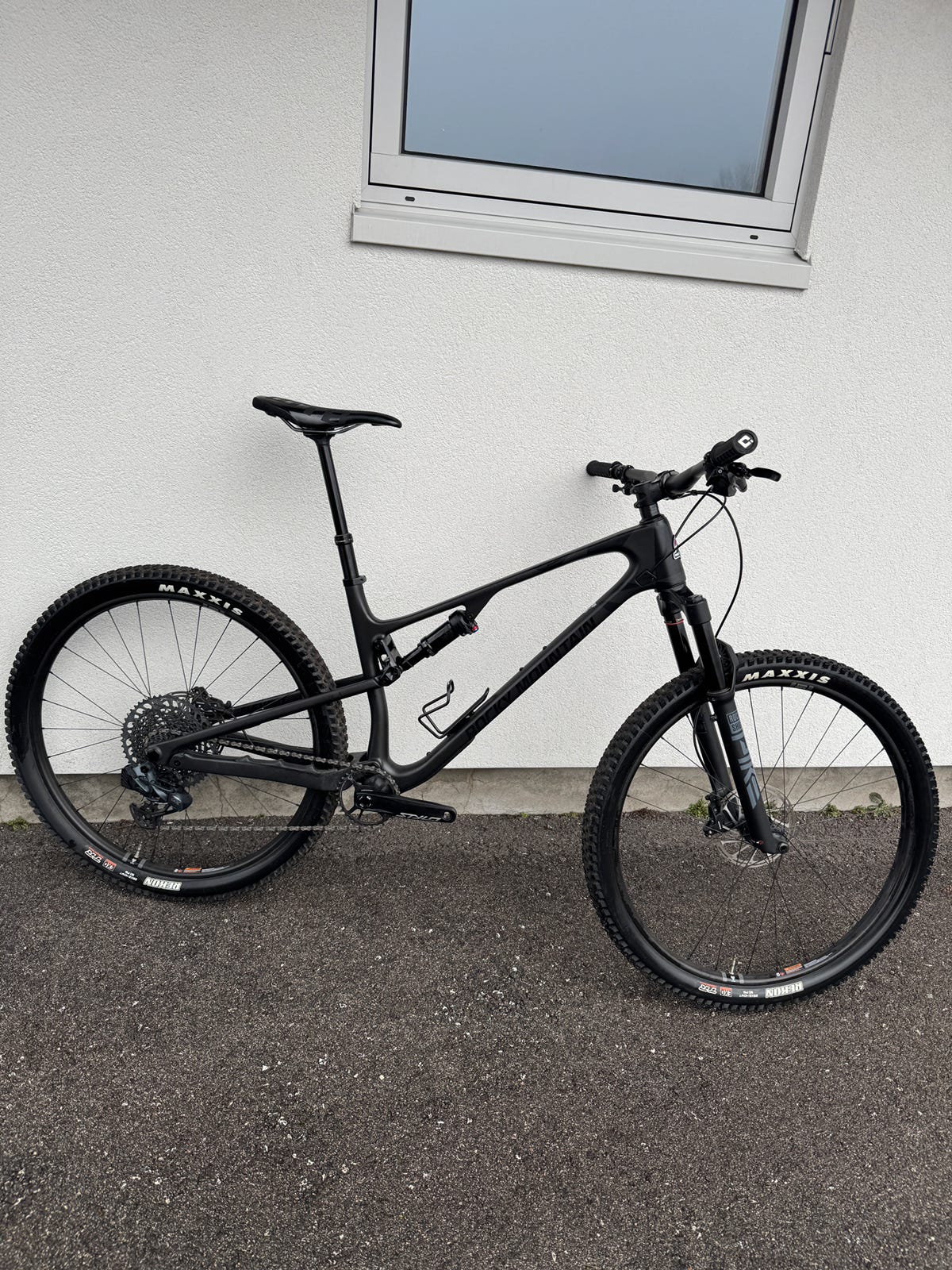 Nesten ubrukt Rocky Mountain Element C50 med oppgradert AXS gir | FINN ...