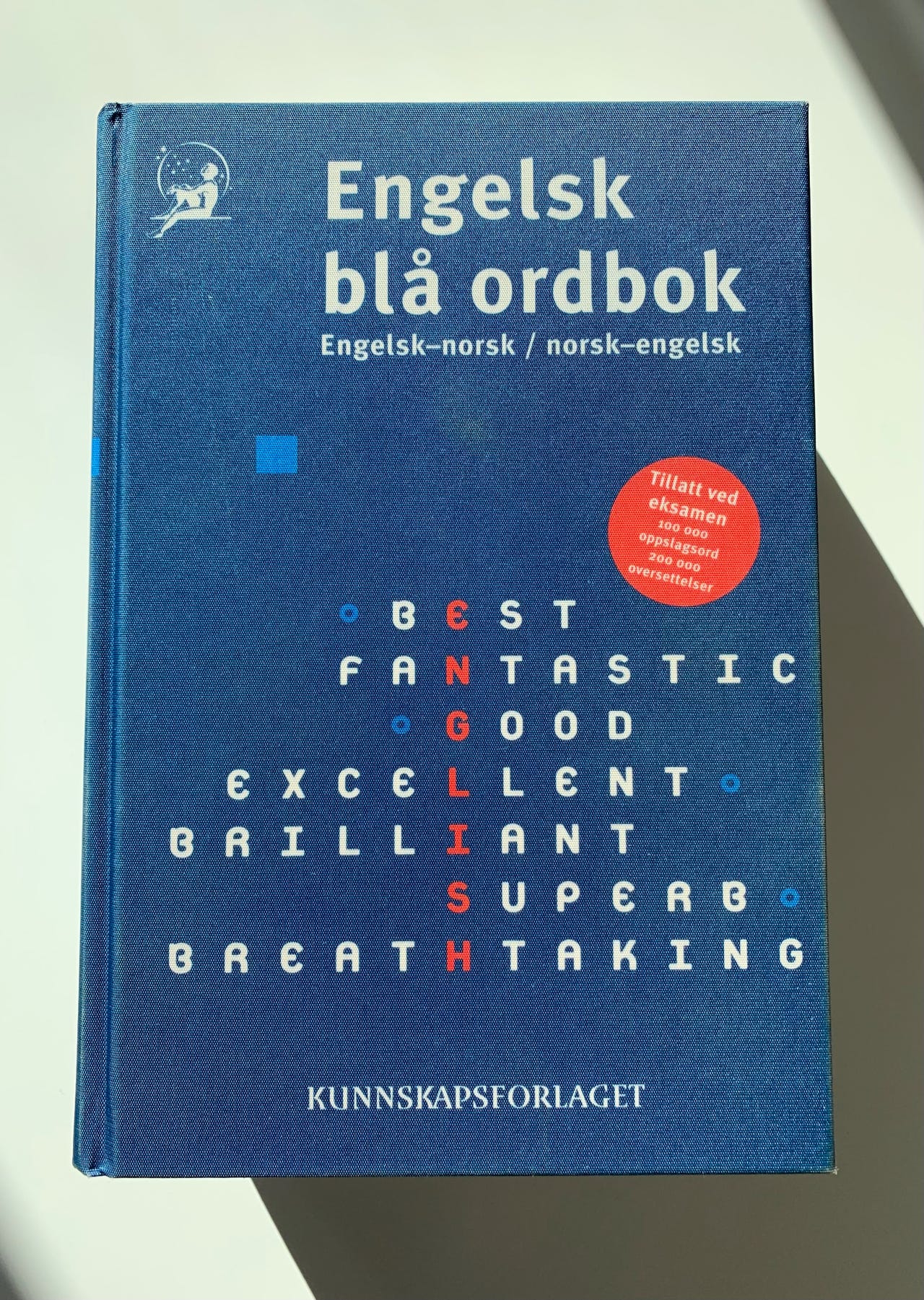 Engelsk blå ordbok - Pent og lite brukt | FINN-torget